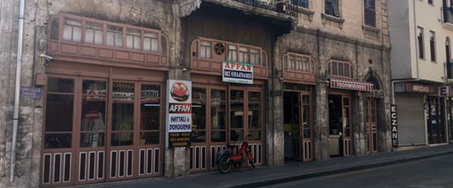 The world's first illuminated street